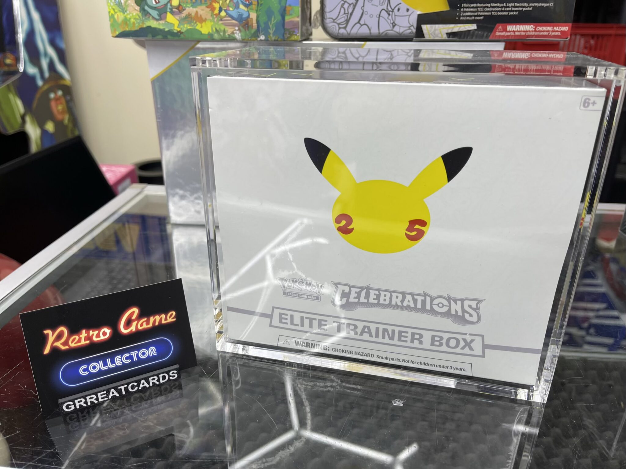 Pokemon TCG : Celebrations Elite Trainer Box (incl aqril case)! – Retro ...